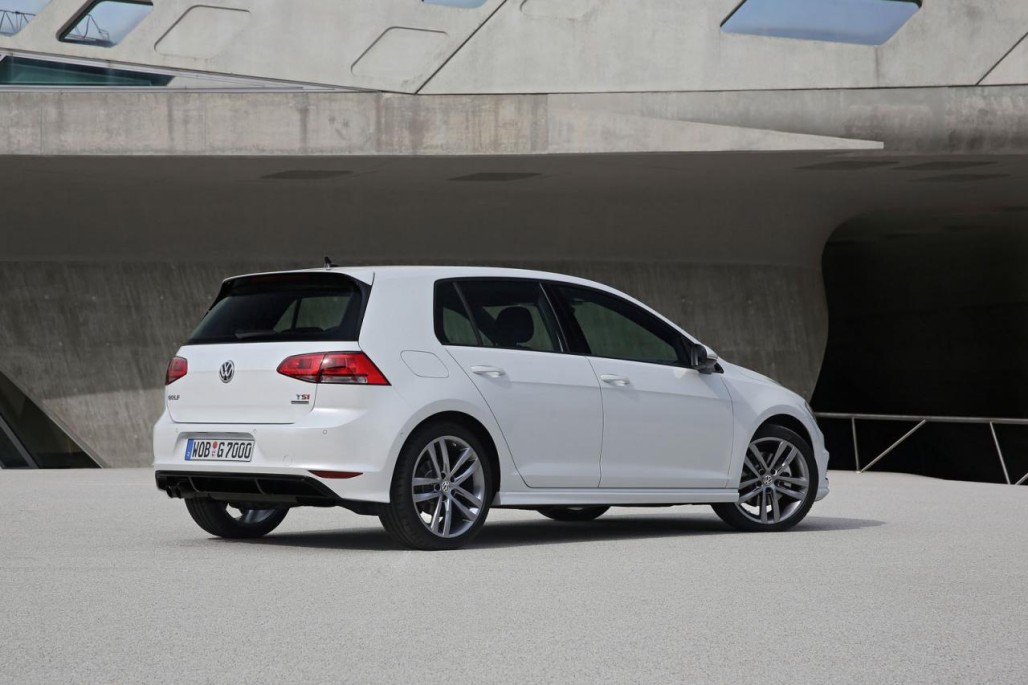 volkswagen-golf-7-r-line-package-3 - NewCarz.de