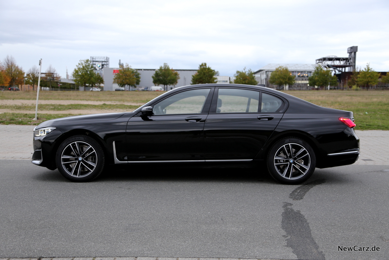 BMW 730d xDrive Facelift - Fahraktive Luxuslimousine - NewCarz.de