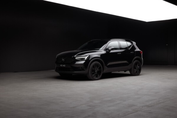 Volvo Black Edition - Die schwarzen Vierziger kommen - NewCarz.de